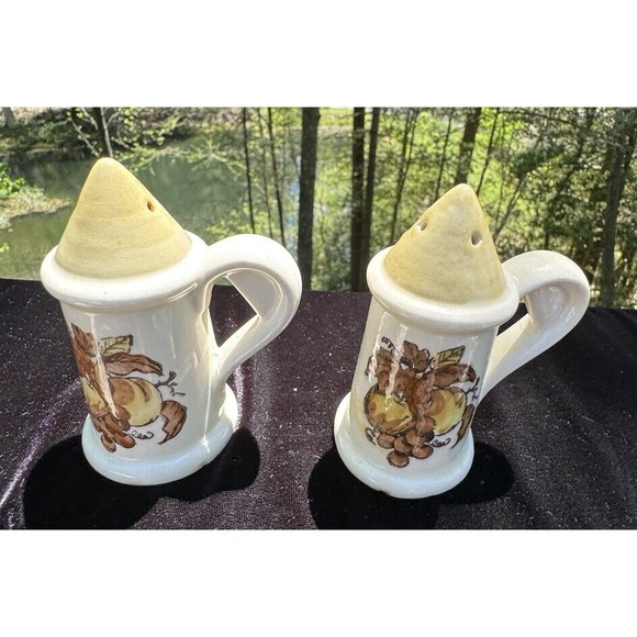 Metlox | Dining | Rare Mcm Poppytrail By Metlox Golden Fruit Pattern Salt Pepper Shakers Vtg ...